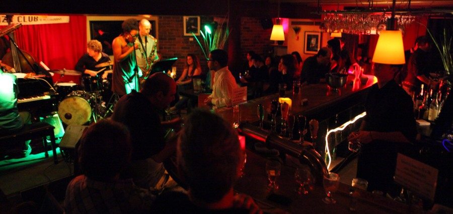 Un Bar, Un Soir : L'Incontournable Cave à Jazz du Dièse Onze | Montréal ...