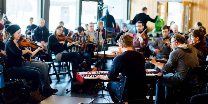 Découvre la musique typiquement Québécoise | Montréal CityCrunch